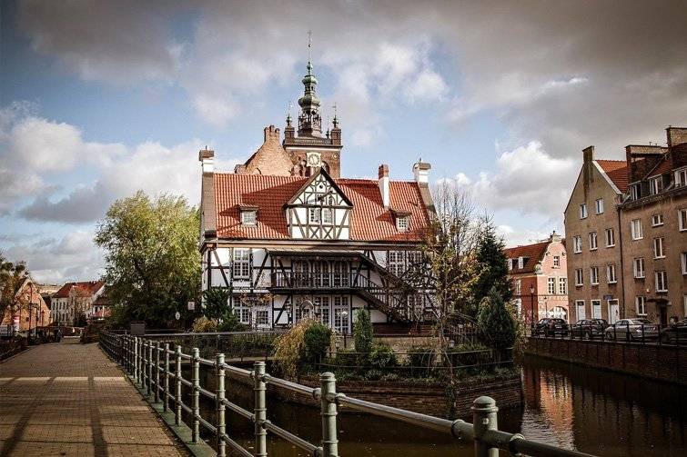 GDANSK Inspirations CARWIZ Rent A Car Creating Experiences